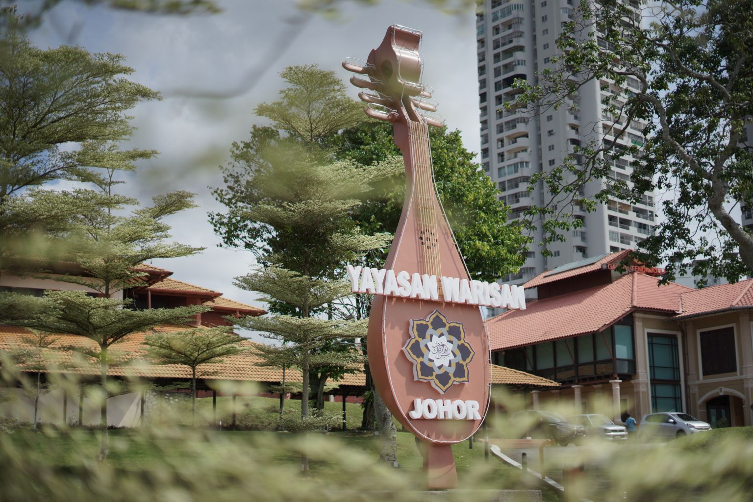The Management Division - Yayasan Warisan Johor